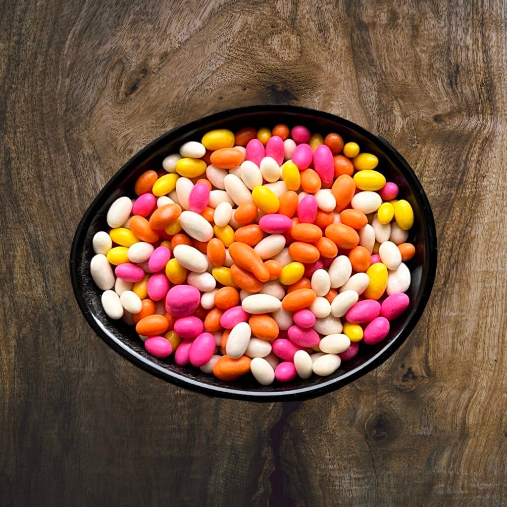 Jeerige Candy - Sandige At Doors