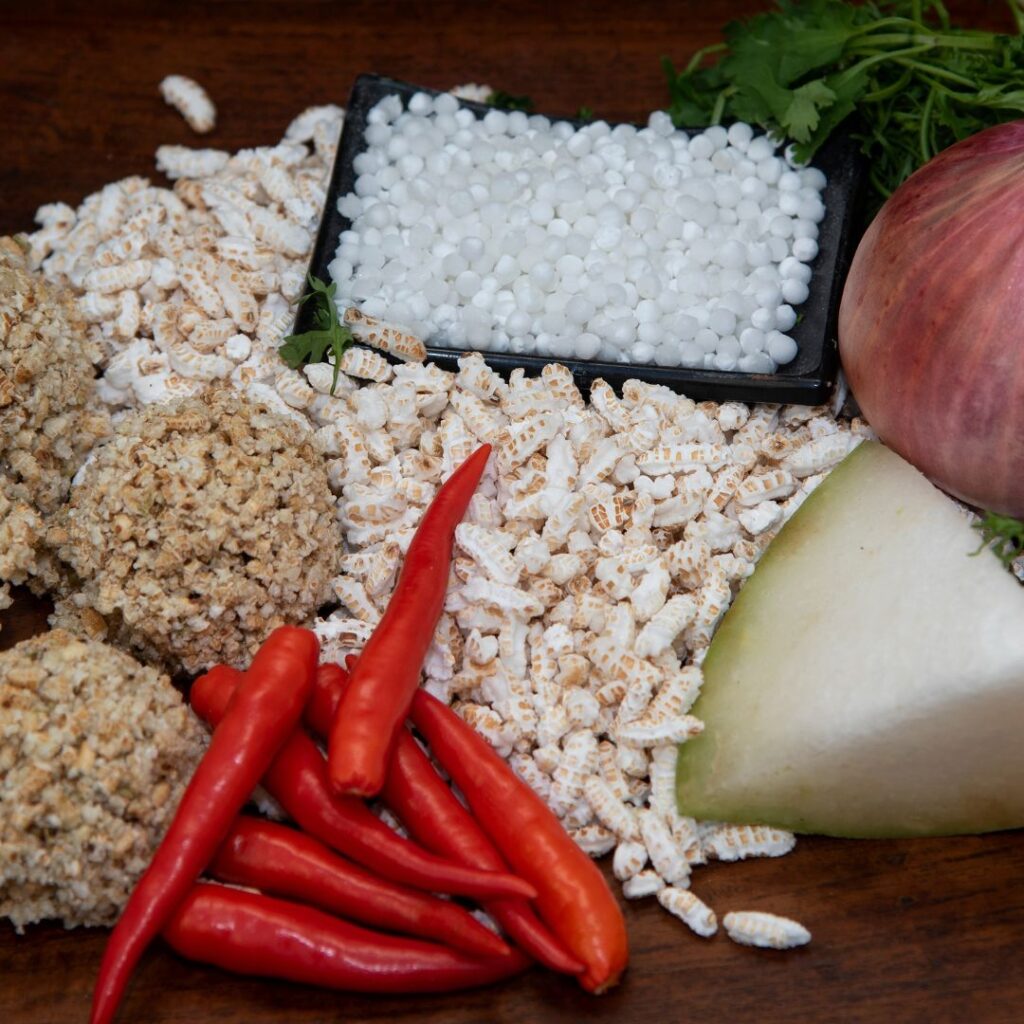 Buy Aralu Sandige Onion online | Sandige At Doors